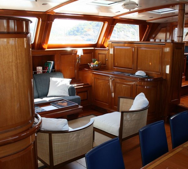 Yacht CAVALLO, Baltic Yachts | CHARTERWORLD Luxury Superyacht Charters